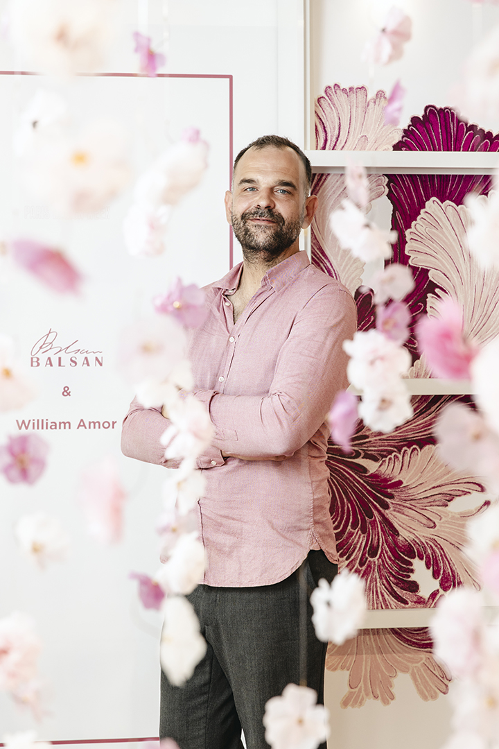 “SYMBIOSE” Maison BALSAN X William Amor – Paris – Les Créations Messagères